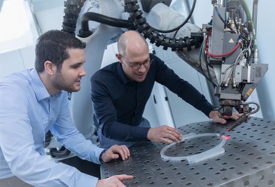 Why Automated Process Chains Need Leveling and Deburring